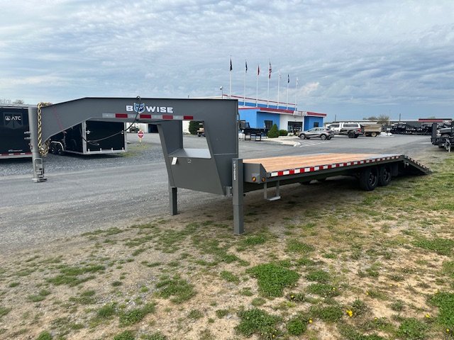 BWise 8 x 28 Gooseneck Deckover Equipment Trailer – Hydraulic ...
