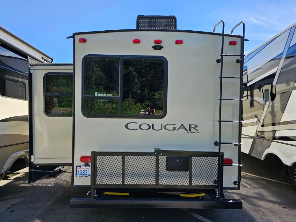 2019 Keystone Cougar 25RESWE - Lone Star Storage And trailers