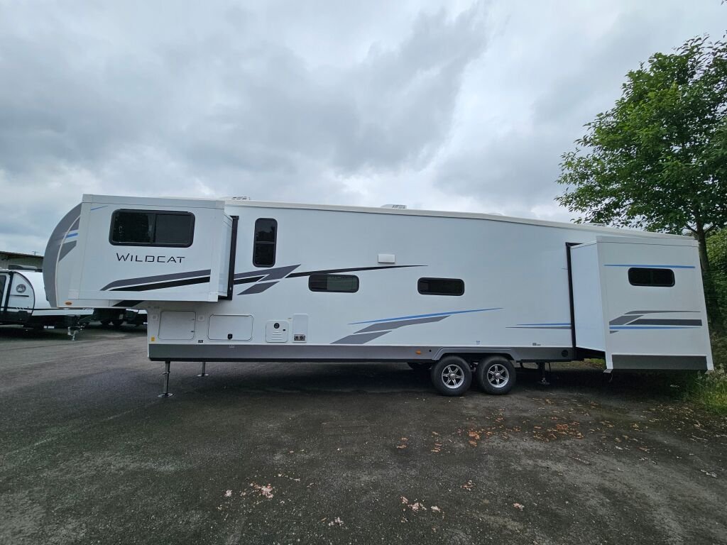 2025 Forest River Wildcat 35FL - Lone Star Storage And trailers